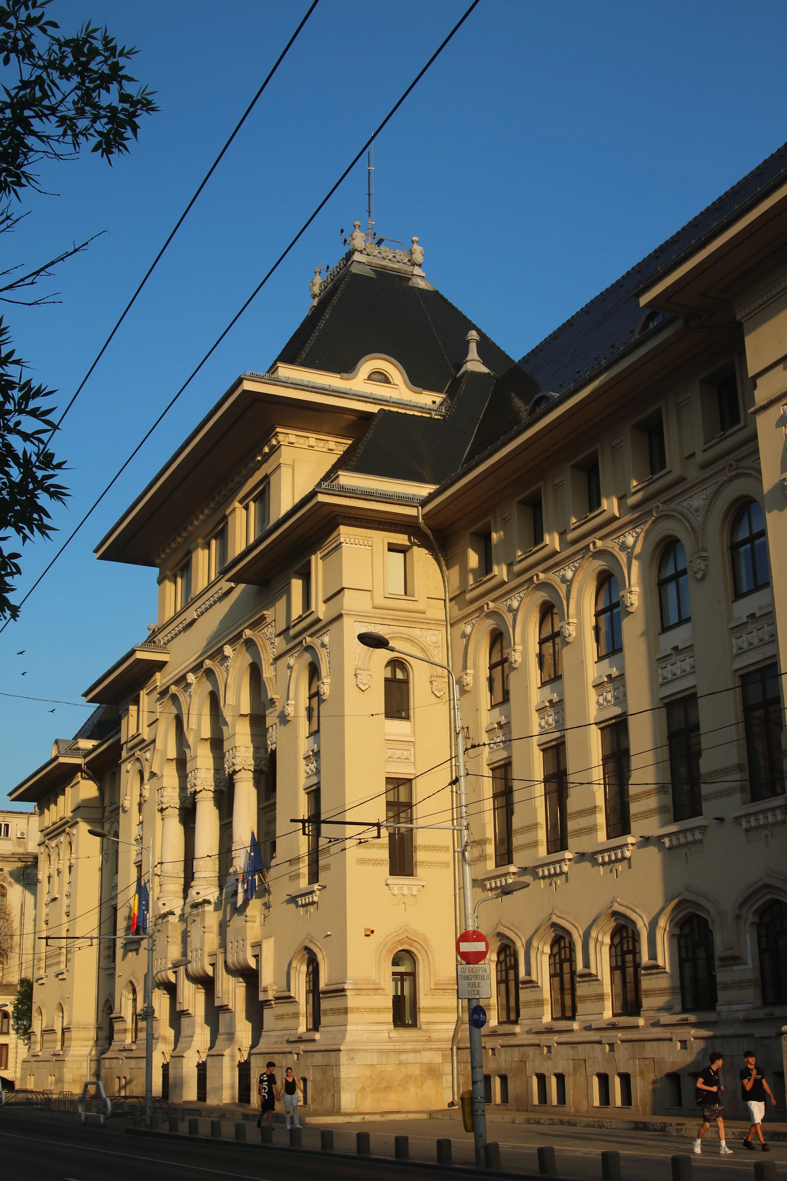 Things to Do in Bucharest — Complete Guide 2026 | Salut Bucuresti